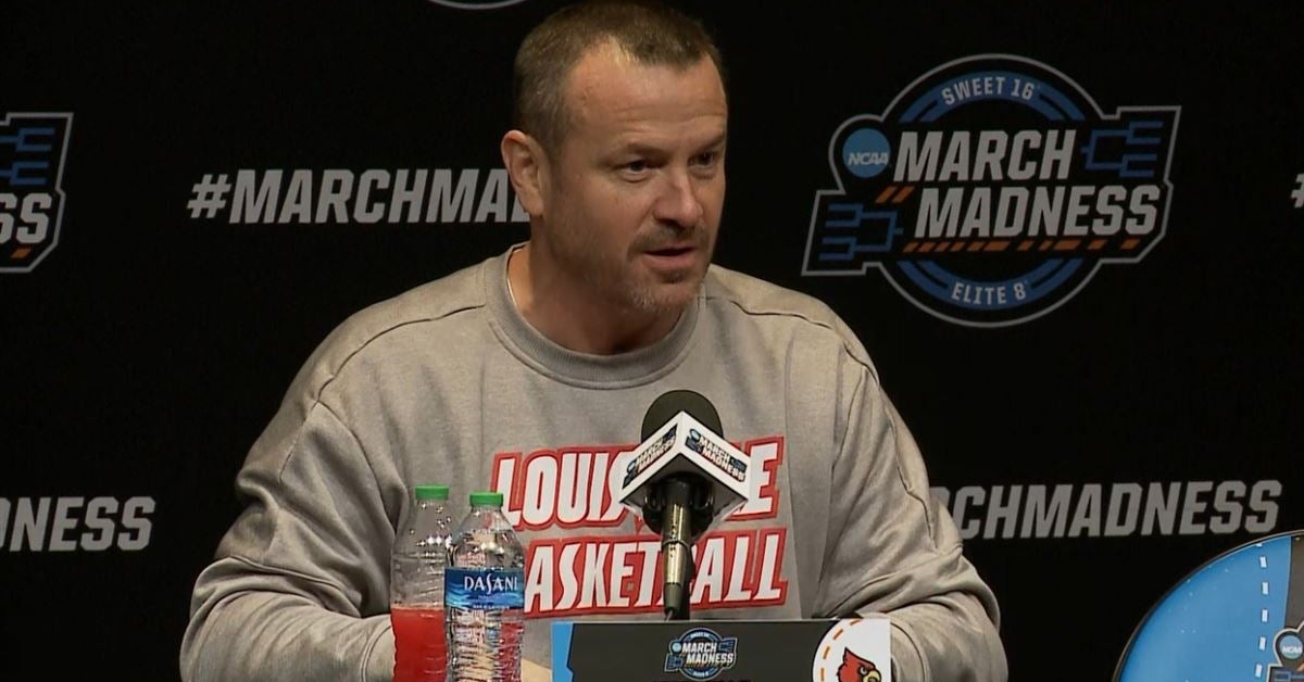 Watch: Jeff Walz, players visit media before Sweet 16 meeting vs Ole Miss
