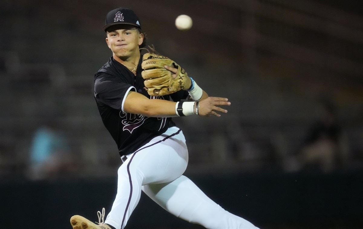 Luke Hill criticized by Bloomquist for last-minute transfer to Ole Miss