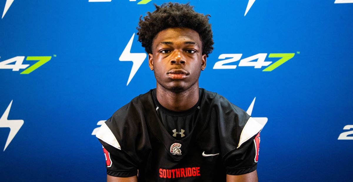 Three-star wide receiver Jayquan Reid to take official visit to Iowa ...