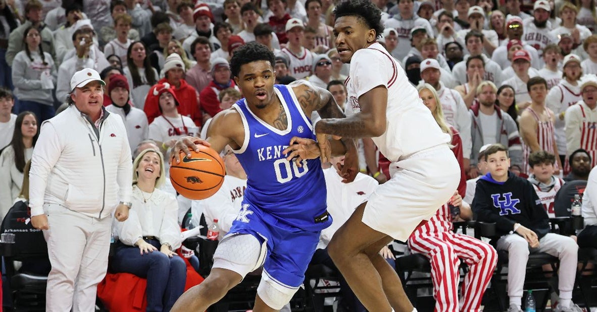 Kentucky outlasts, 'out-toughs' Arkansas, 85-77