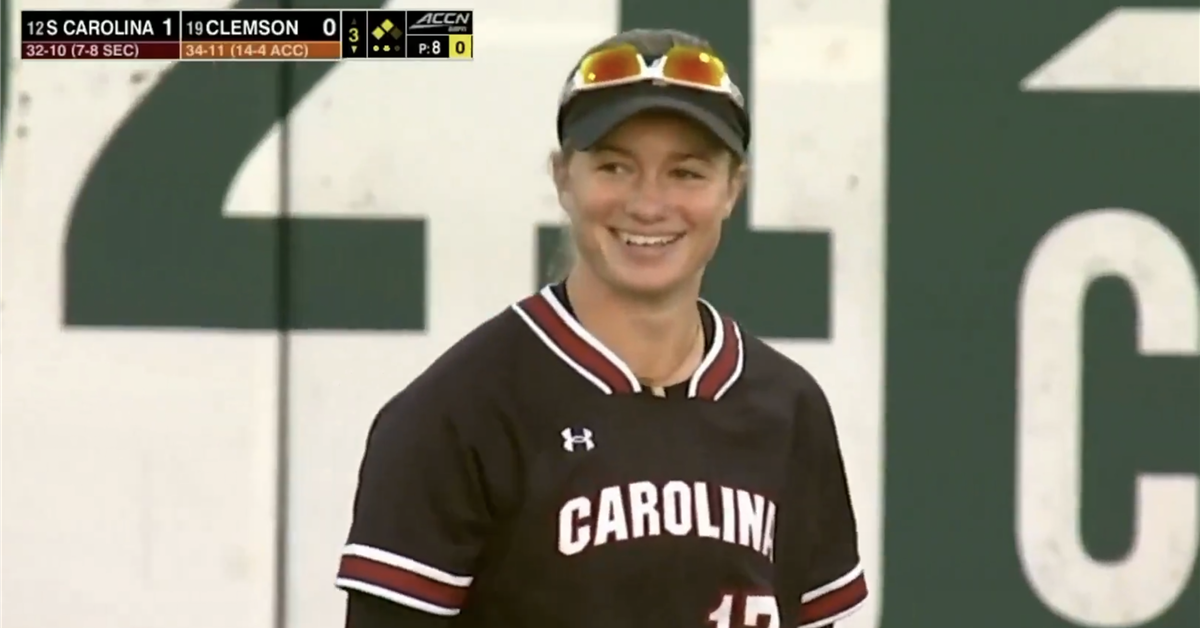 WATCH: South Carolina softball's Emily Vinson makes SportsCenter Top 10 ...