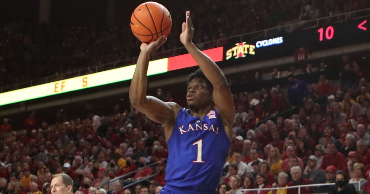 ‘I’m starting to feel like the old Joe’: KU guard Joseph Yesufu finding ...