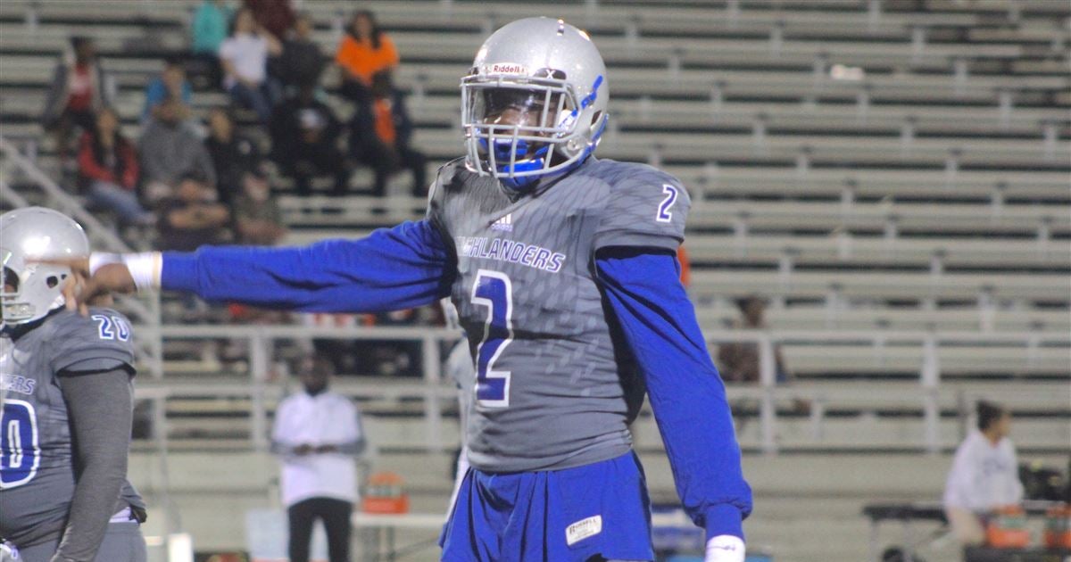 USC football offers Utah State transfer defensive lineman Byron Vaughns