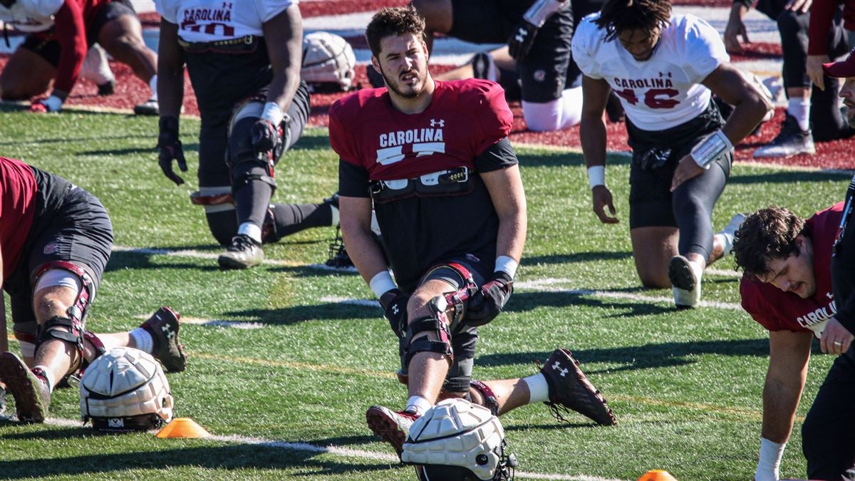 South Carolina OL Grayson Mains enters NCAA Transfer Portal