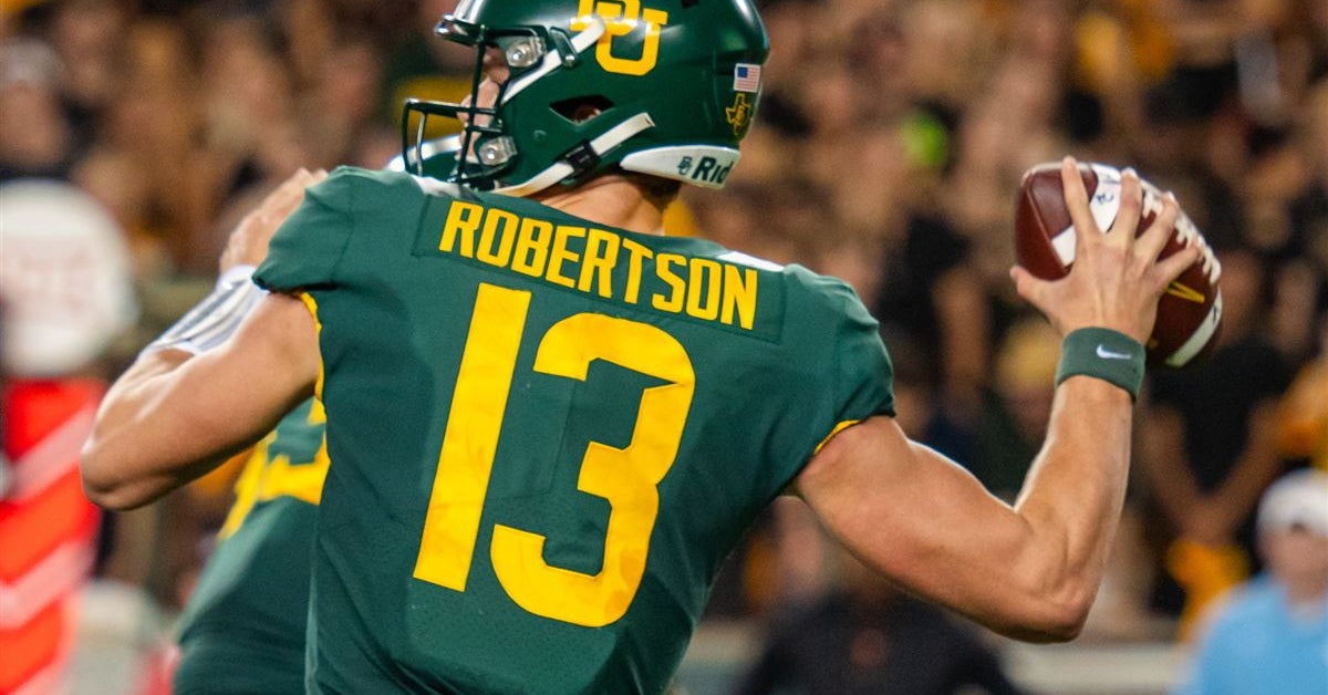 Baylor FB’s Sawyer Robertson Claims Week Five Conference Offensive Award