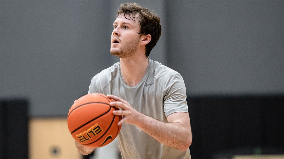 Graduate transfer Ethan Wright fitting in seamlessly with Buffaloes basketball