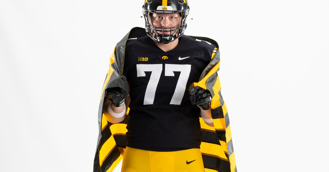 Iowa four-star offensive line commit Carson Nielsen taking on role as ...