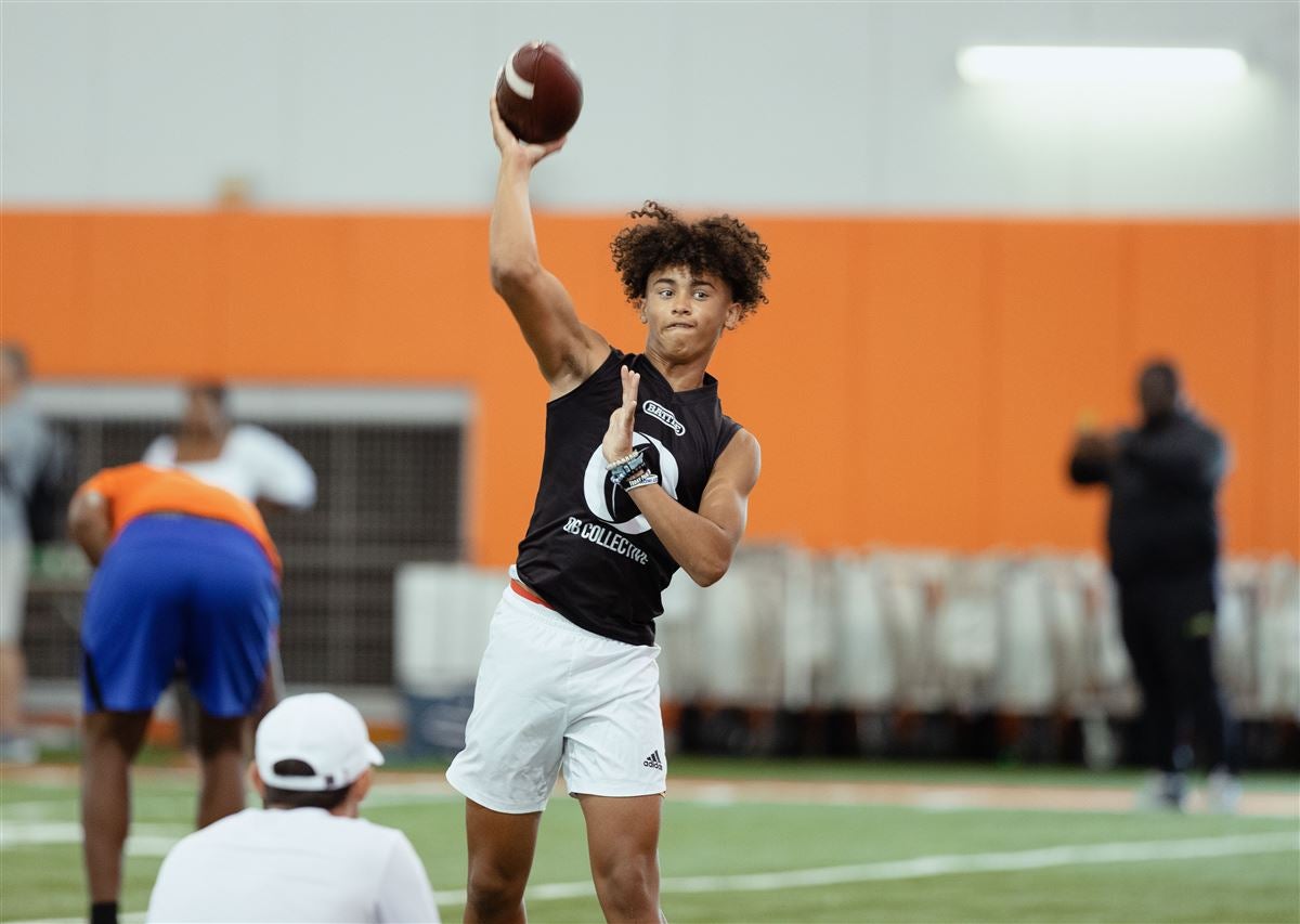 Florida first to offer eighth grade QB Julian JuJu Lewis