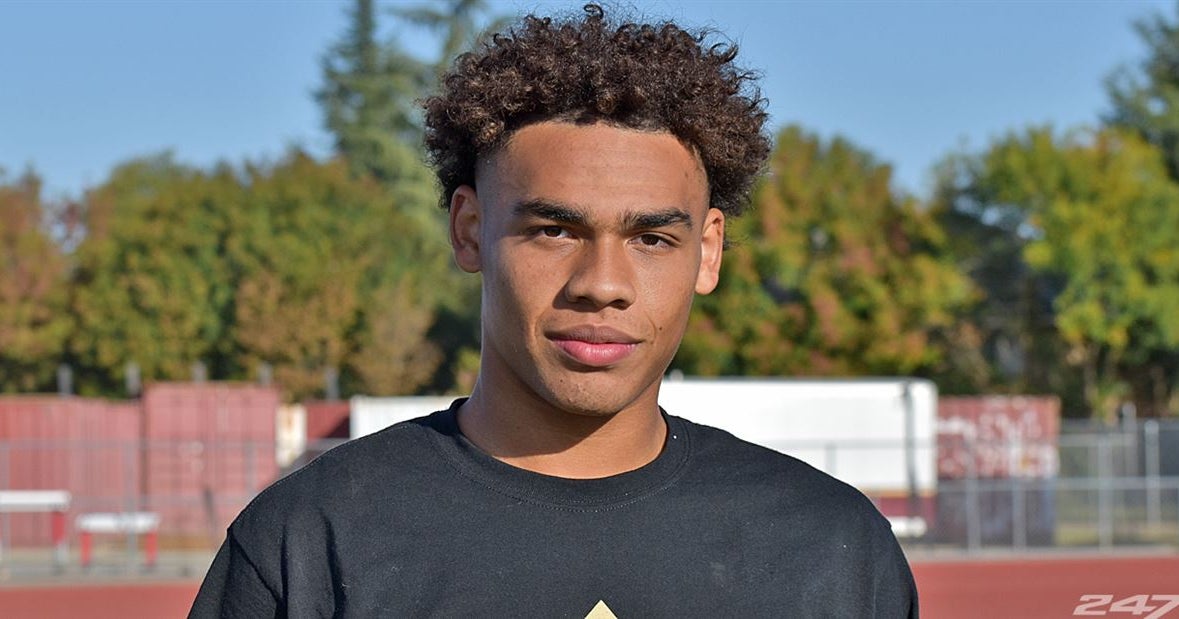 Three-star ATH Justice Jackson looking at decision after season
