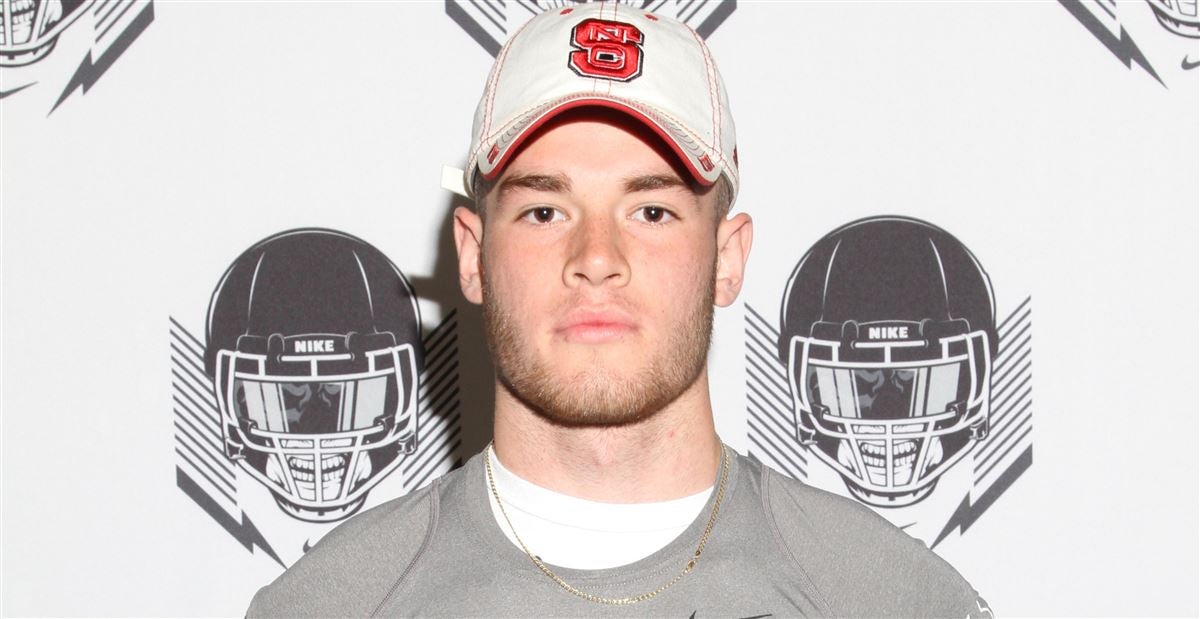 Devin Leary Profile Photos