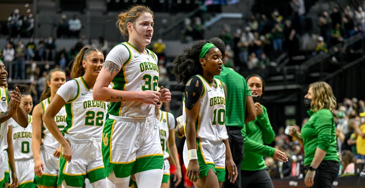Elbow injury brings Sedona Prince's Oregon career to a close