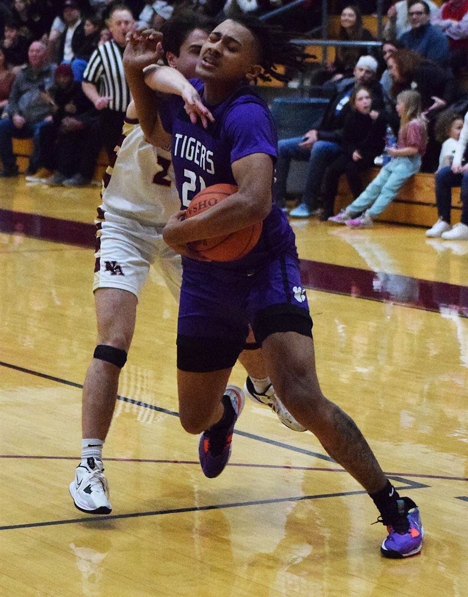 Ohio State signee Devin Royal continuing to grow as senior at Pick Central