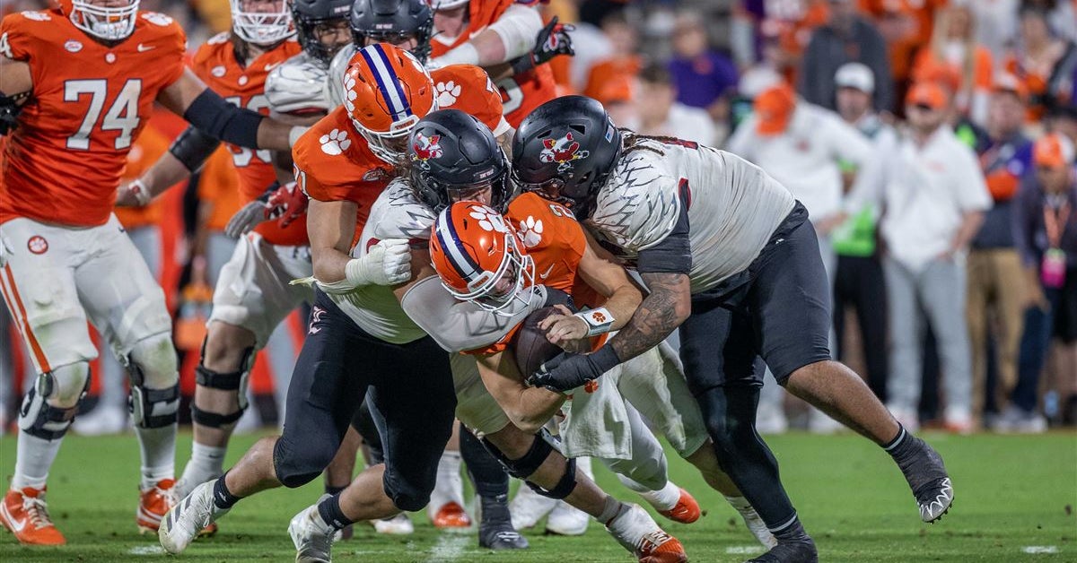 Instant Takeaways: No. 11 Clemson football slips in November opener to ...