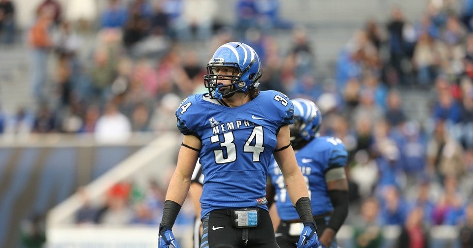 Jackson Dillon goes full contact at Memphis fall practice