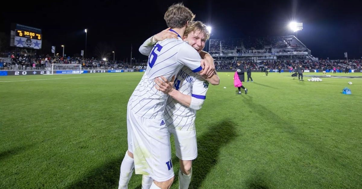 Huskies Down No. 16 Furman To Reach Second-Ever National Championship Match