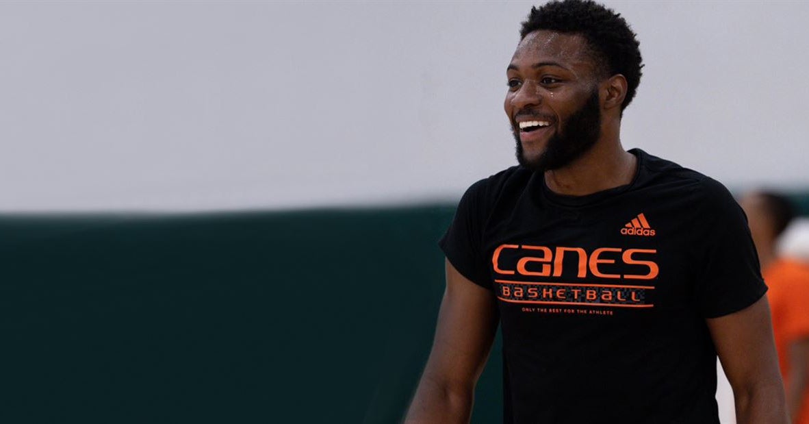 Wooga Poplar, Kyshawn George shine in full preseason scrimmage