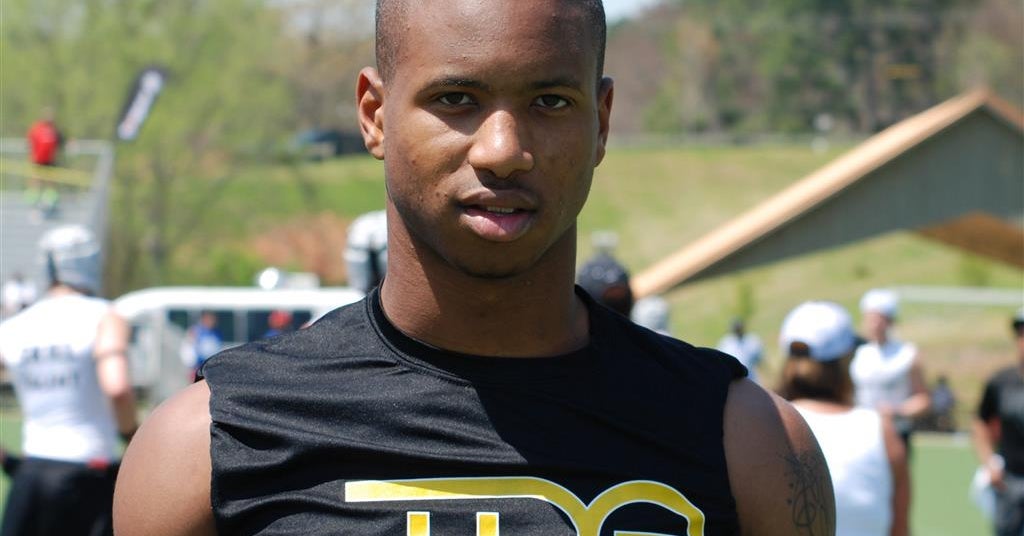 No. 3 WR Tyron Johnson recaps Auburn visit