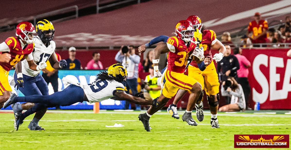 USC rallies around RB King Miller
