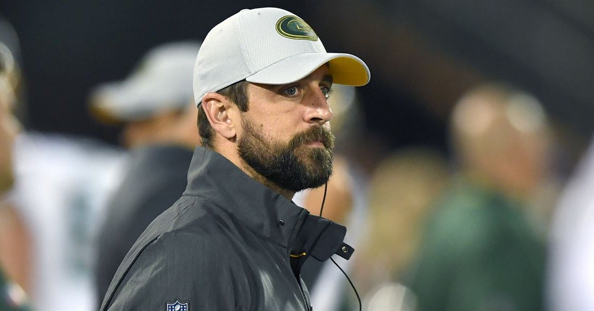 Aaron Rodgers on knee: 'Taking it one day at a time' Aaron Rodgers on knee: 'Taking it one day at a time'