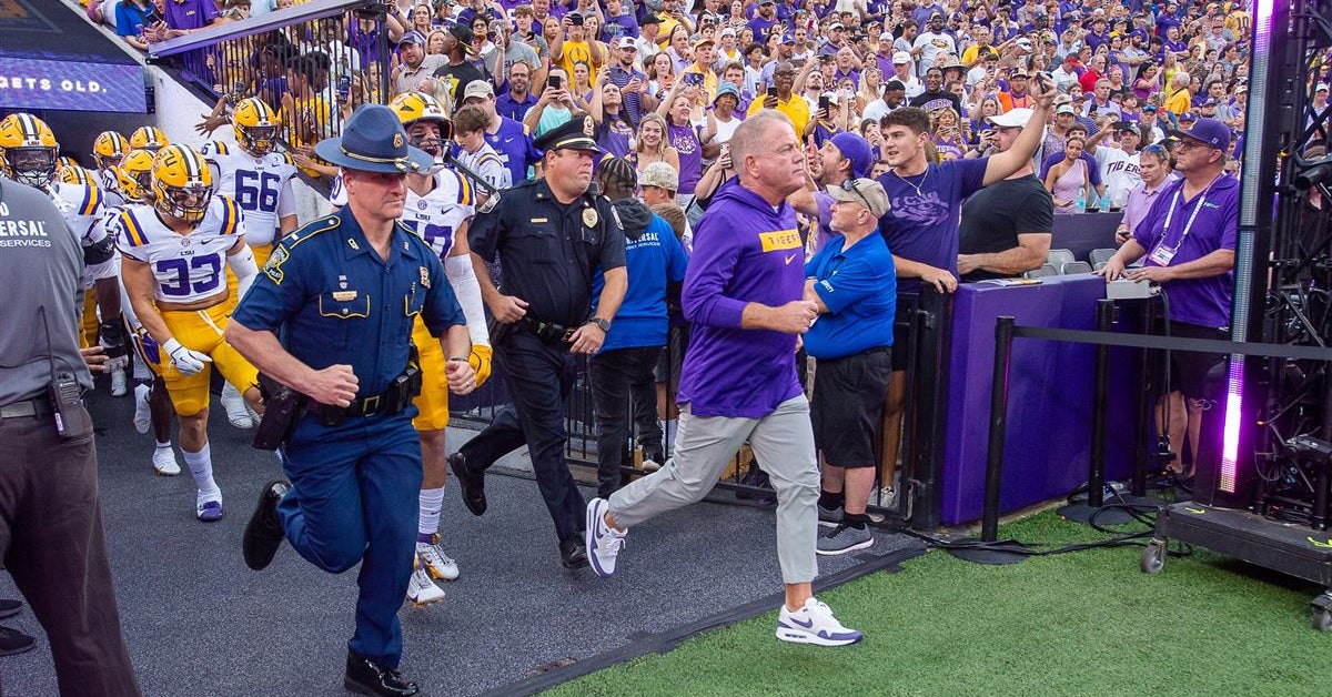 Brian Kelly sends blunt message about where LSU is in NIL space