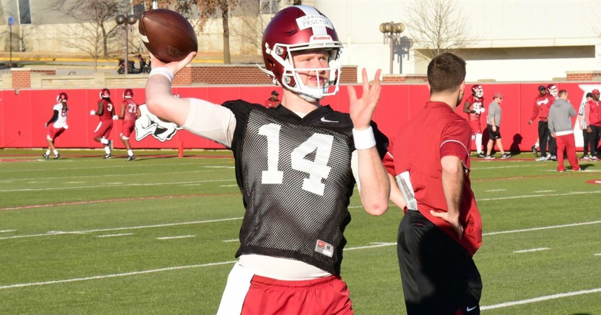 Former Arkansas QB Proctor will walk-on at Miami