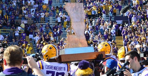Sights and sounds from LSU's win over Arkansas