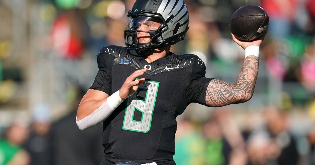 Oregon QB Dillon Gabriel breaks NCAA total touchdown record against Maryland