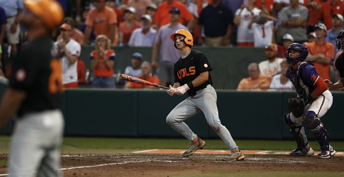 Zane Denton announces return for second year with Tennessee baseball