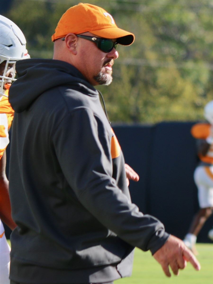 Pruitt explains Kevin Sherrer's move to special teams role