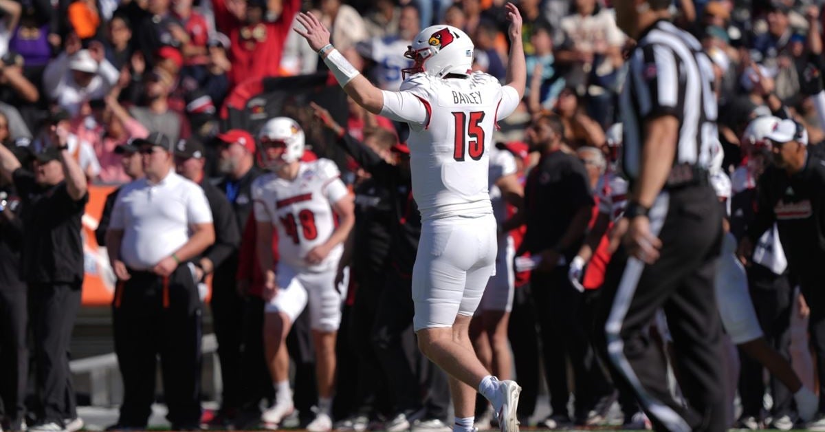 Louisville QB Harrison Bailey will enter the transfer portal