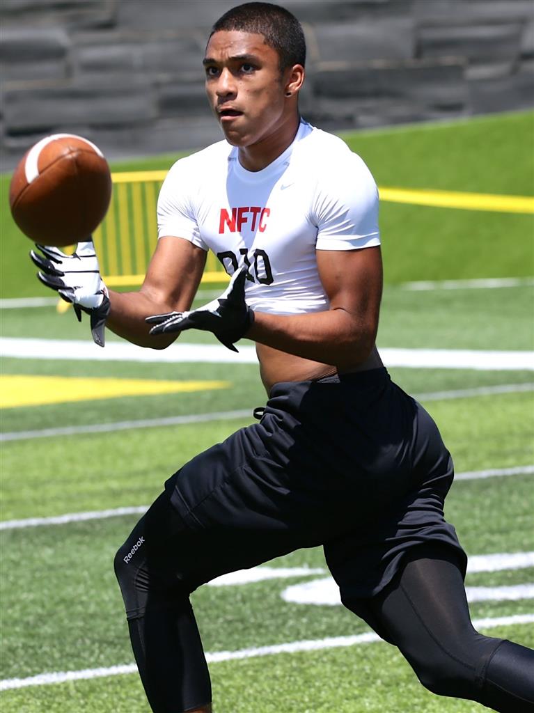 Arizona offers Dylan Crawford