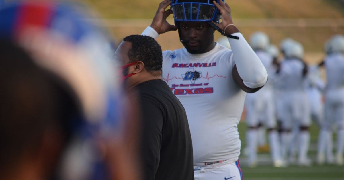 Several schools standing out for 2022 OL Jaylen Early