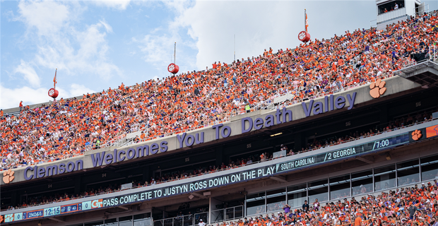 College football's 9 most intimidating stadiums in 2022, ranked