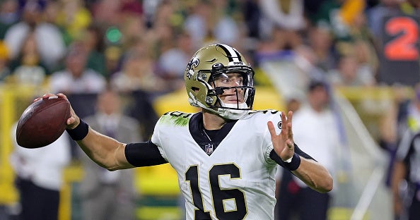 Ian Book signs with Eagles: GM Howie Roseman explains claim of ex-Notre ...