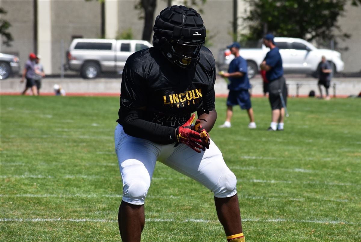 Jayden Simon Profile Photos