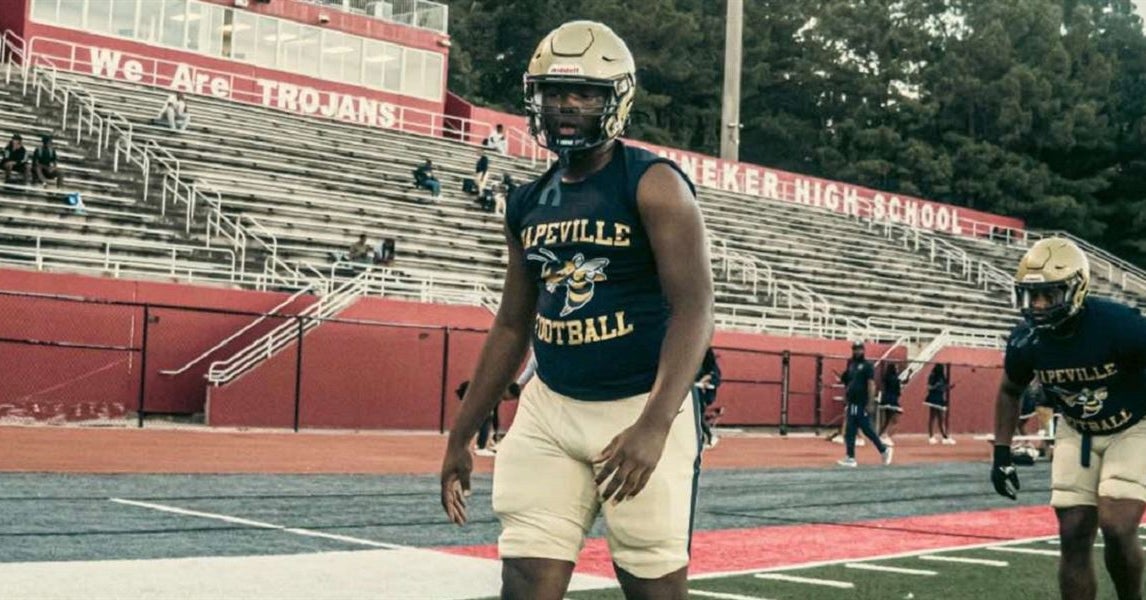 Atlanta (Ga.) OL Chris Booker locks in spring return trip, official visit to Alabama