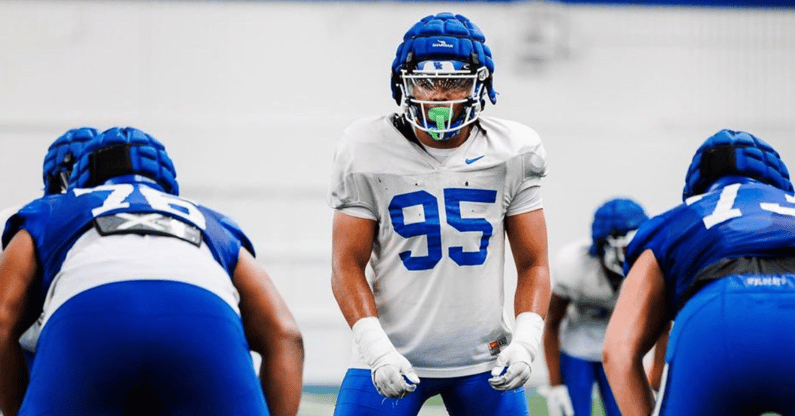 Former Kentucky defensive players Jacob and Jerod Smith visit Louisville