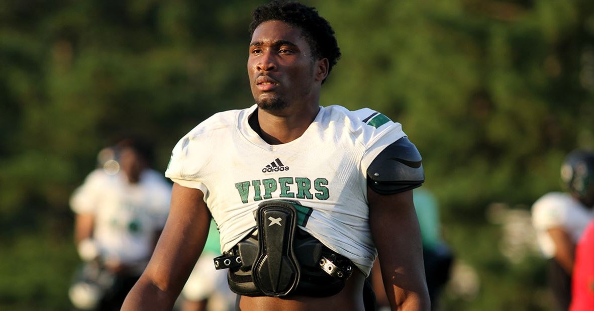 Three-star EDGE Taeshawn Alston releases top six