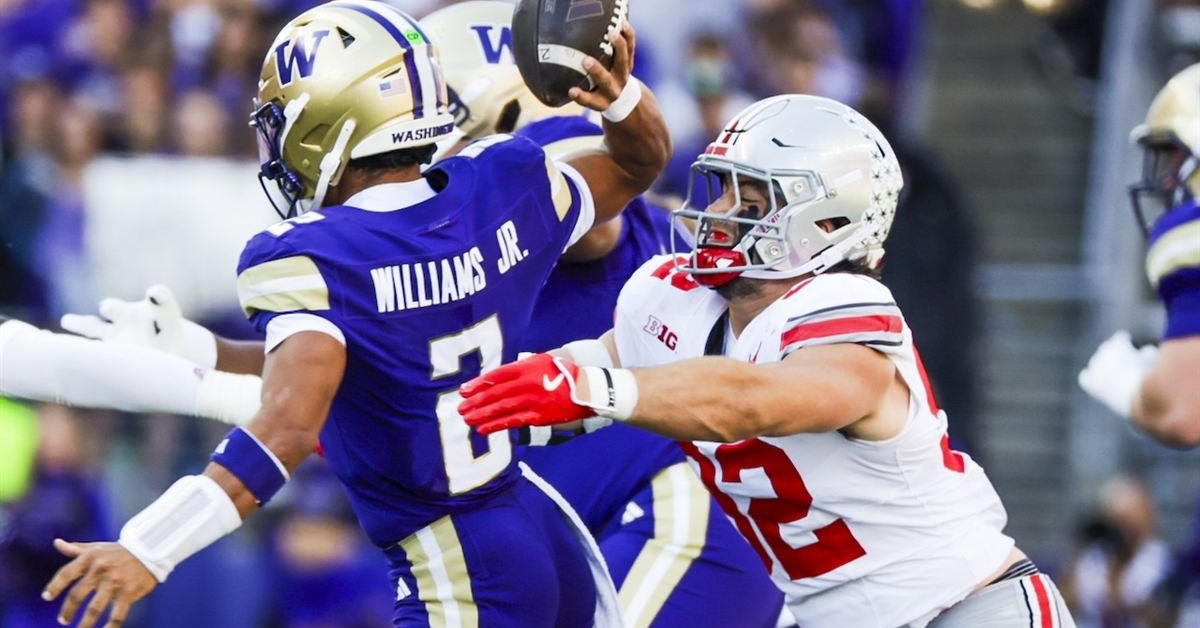 Ohio State's Caden Curry named Big Ten Defensive Player of the Week