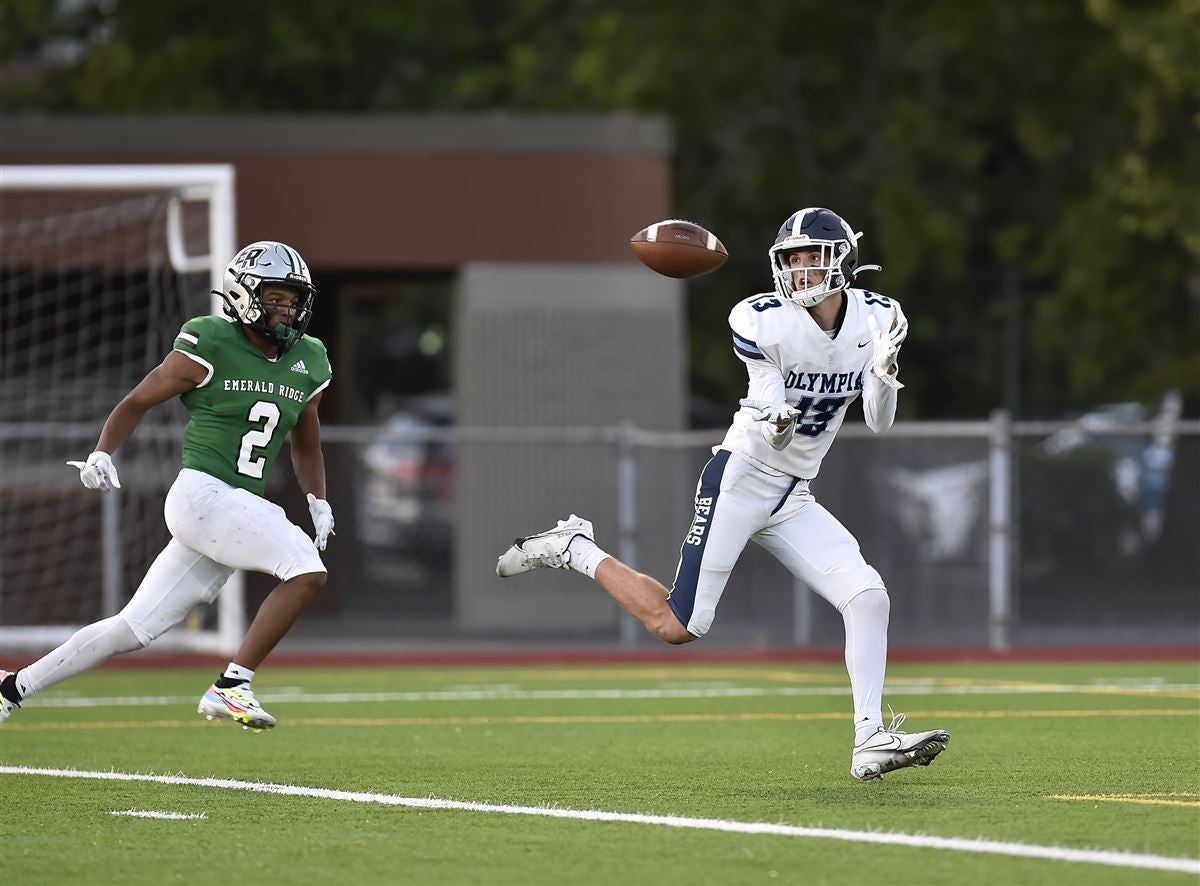 PHOTO GALLERY: Emerald Ridge Takes Down Olympia