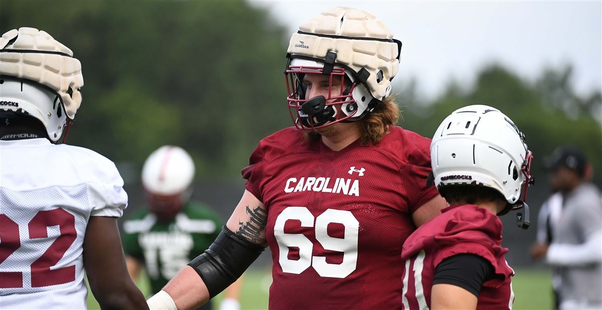 Gargiulo talks taking on leadership role, O-line's improvement in camp