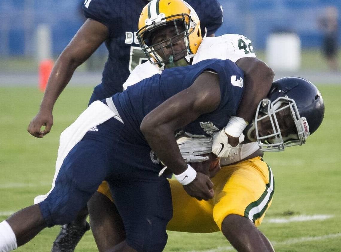 Jaylen Moody Profile Photos