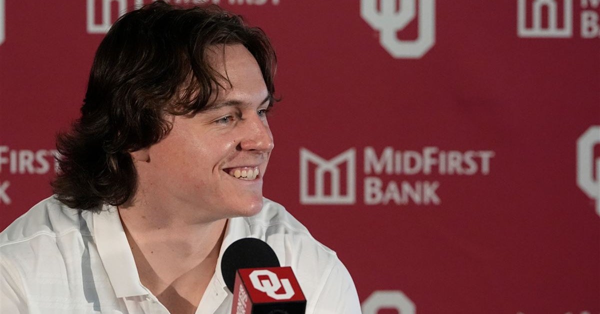 'Gunslinger' John Mateer leaves strong 1st impressions on new Oklahoma ...