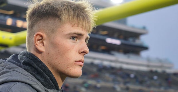 From 8-man football to top-50 recruit: Meet Carter Nelson, the ...