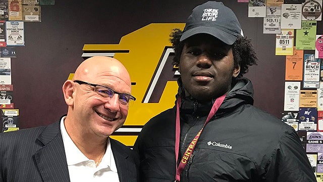 DT Isaiah Lee off to good offseason start