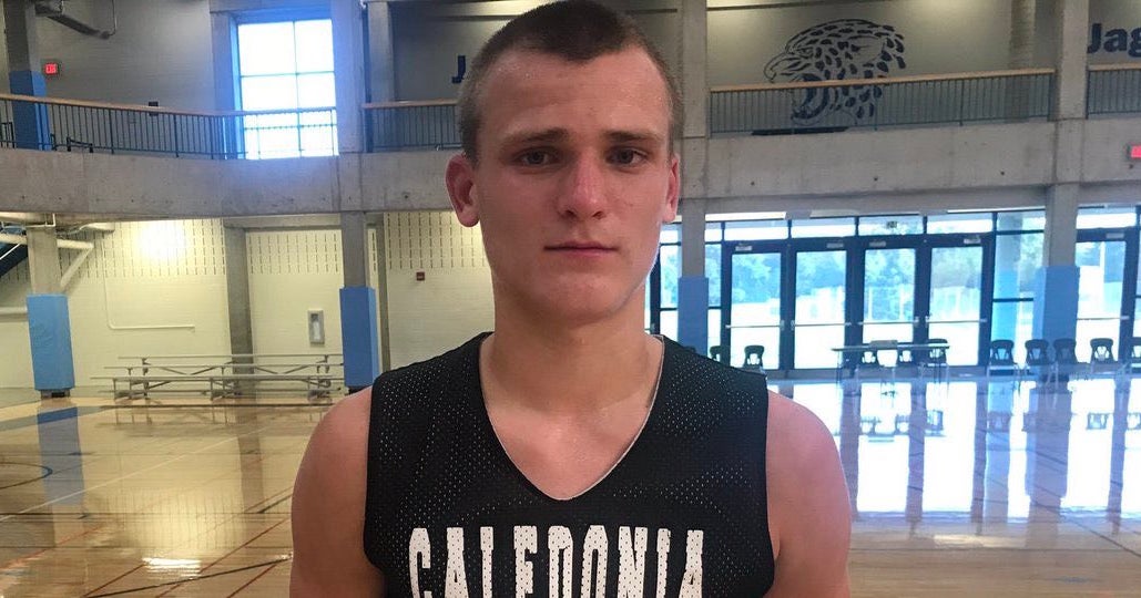 2022 Top100 prospect Eli King commits to Iowa State