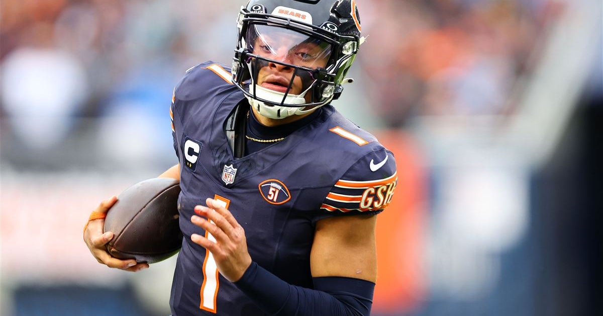 Halas Hall Notebook: Future of some Bears under microscope in final few ...