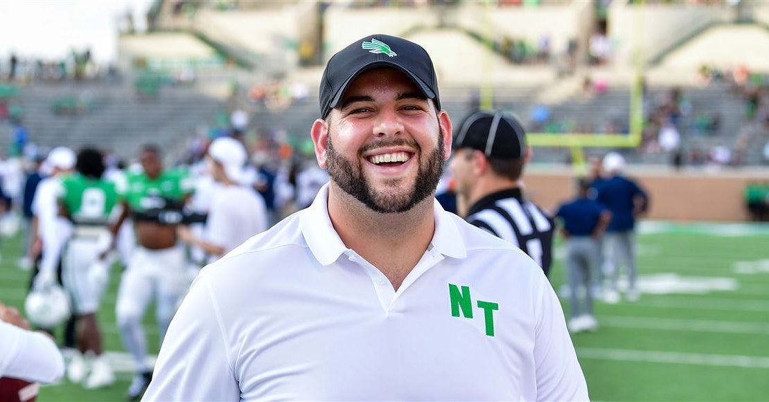Handing out L's? Walerius connects with players through Madden