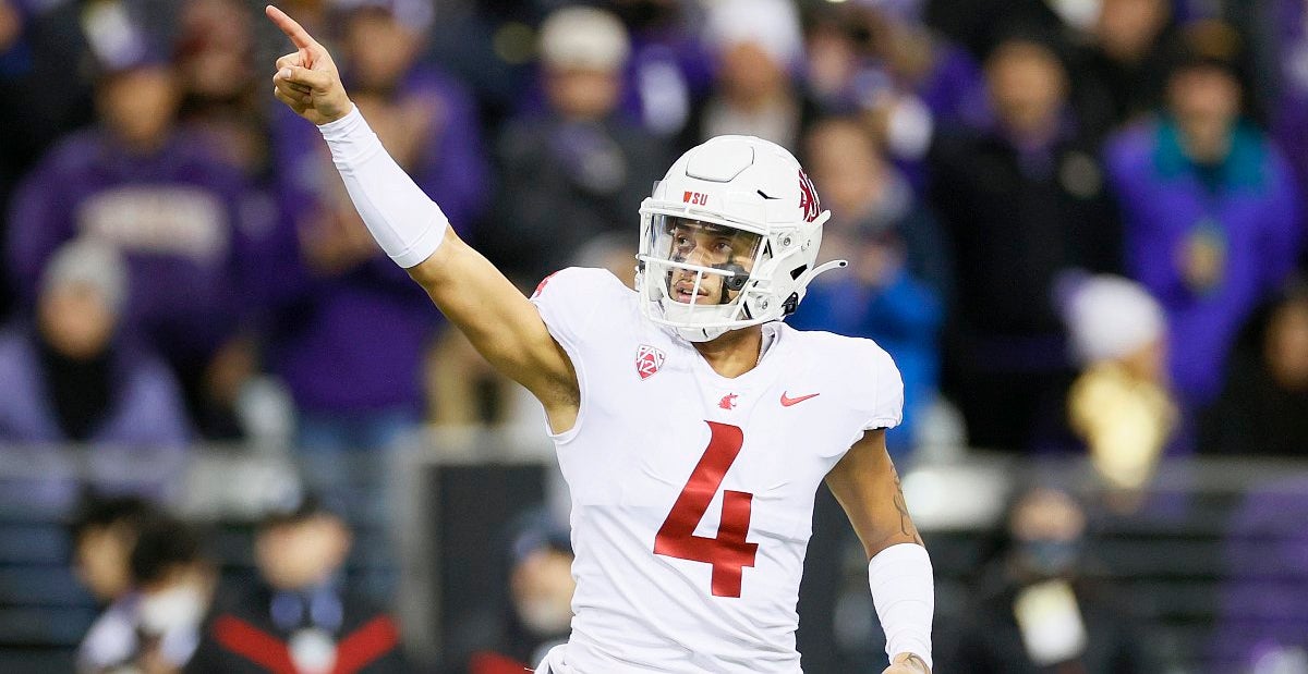 WSU QB Jayden de Laura a finalist for Polynesian College Football ...
