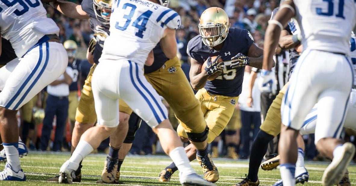 Kelly praises Folston’s vision, patience